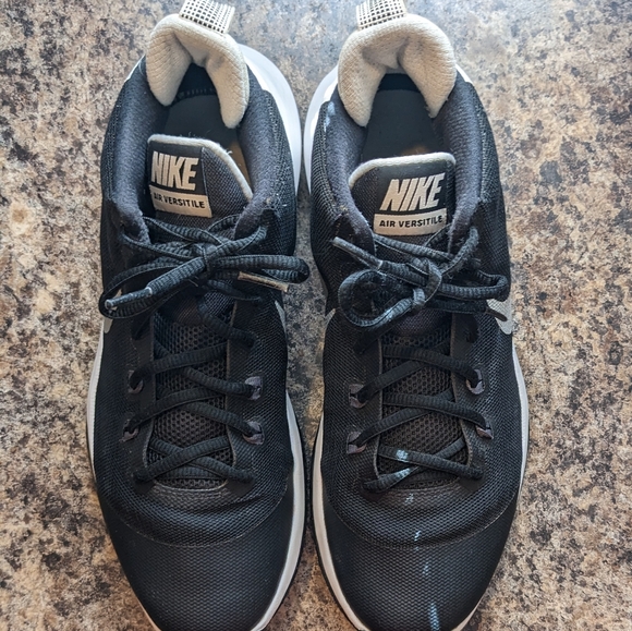 Nike | Shoes | Nike Air Versatile Womens | Poshmark
